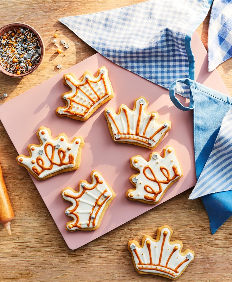 Crown Biscuits Recipe | Dr. Oetker